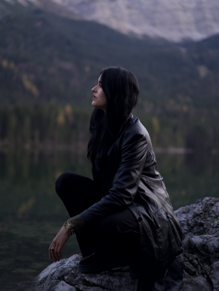 Alice DiMar is playing at Pimpernel tonight